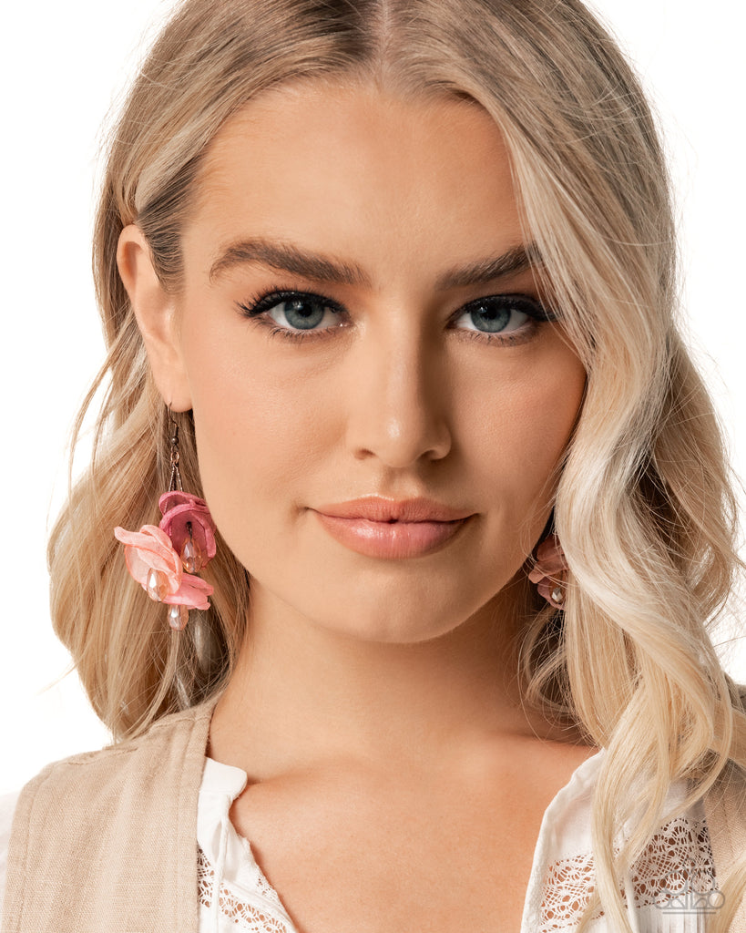 Paparazzi "Wonderland Welcome" Copper Earrings